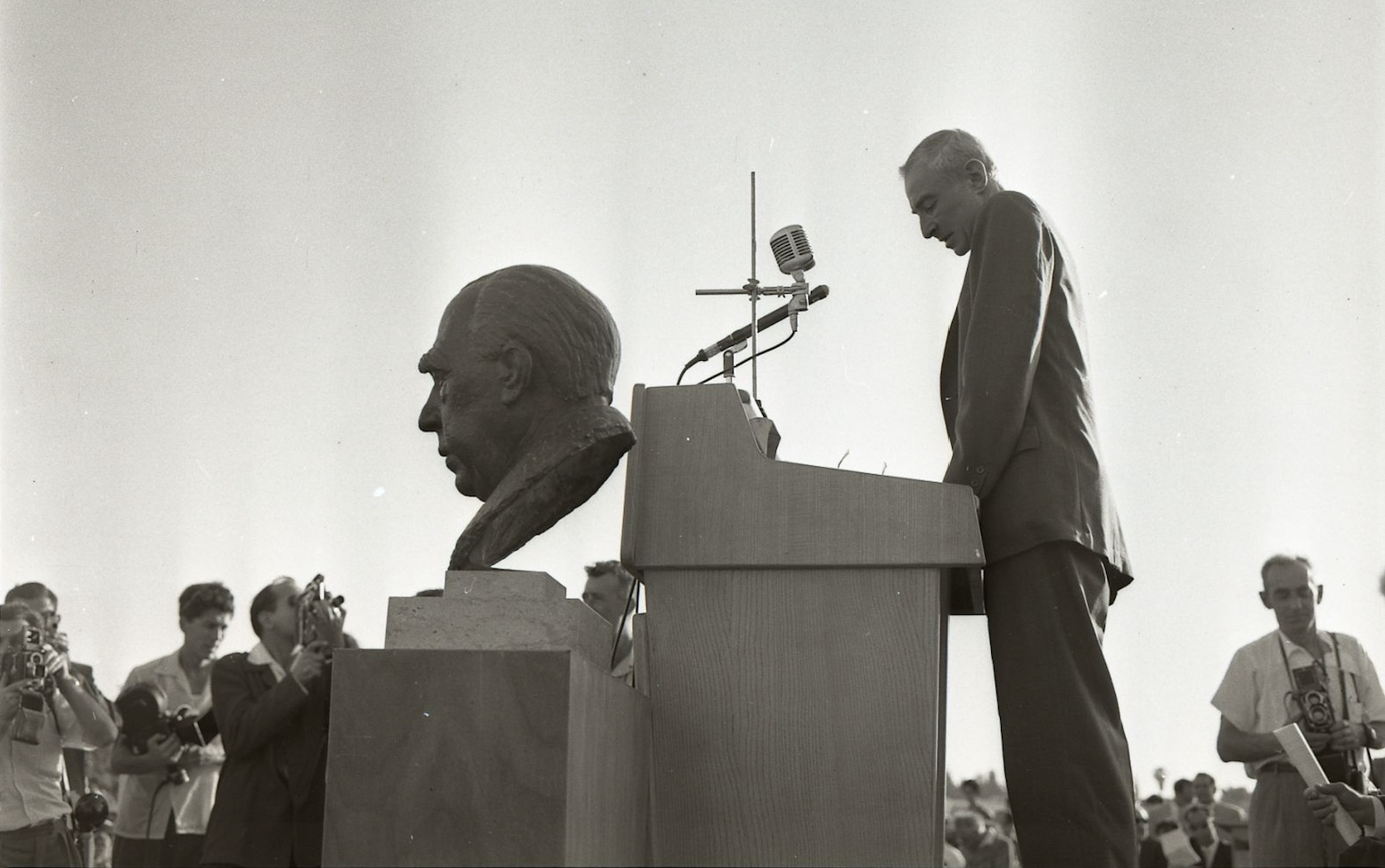 Oppenheimer on Israel – Martin Kramer on the Middle East